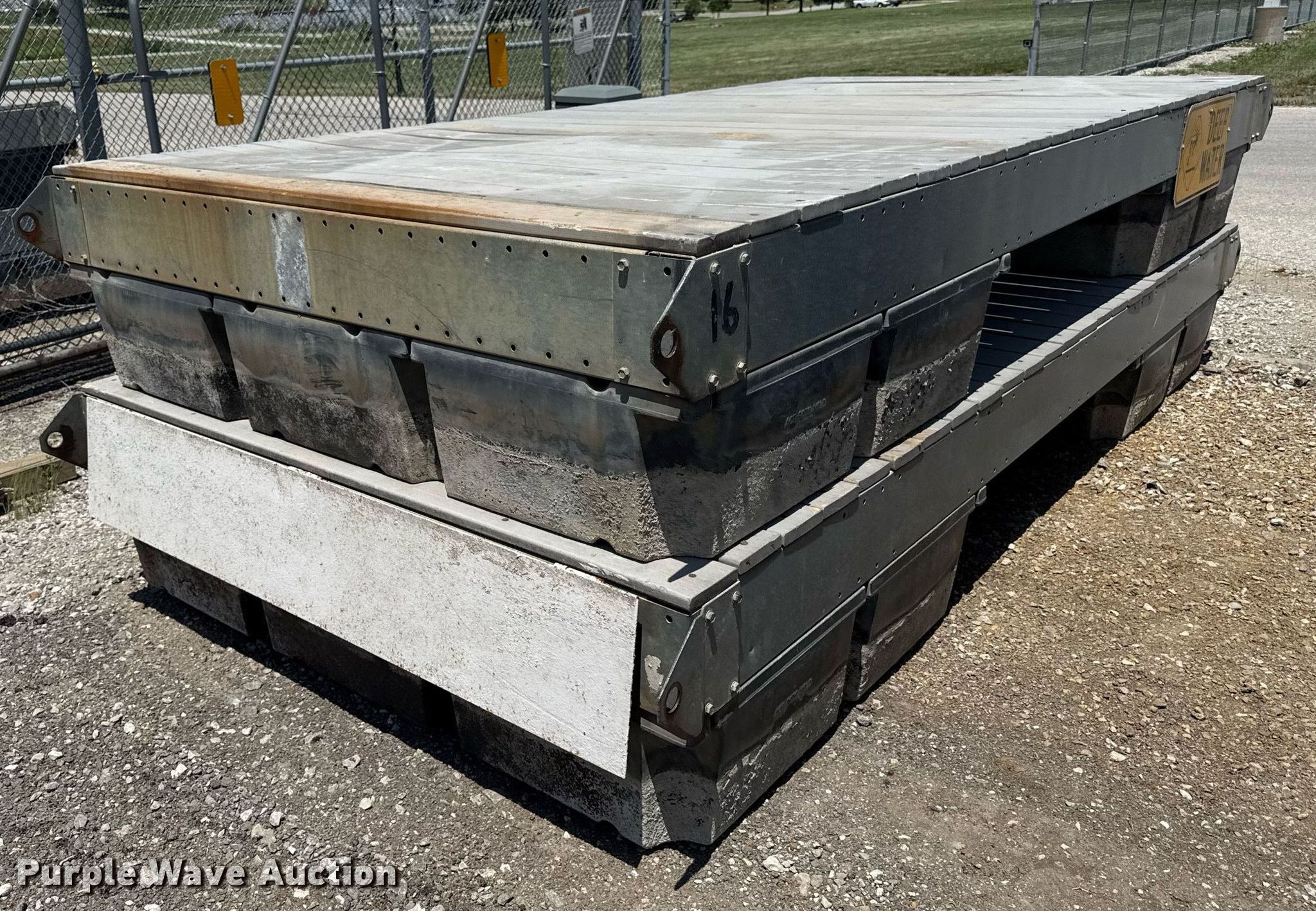 (2) dock sections in Lawrence, KS | Item ED4251 sold | Purple Wave