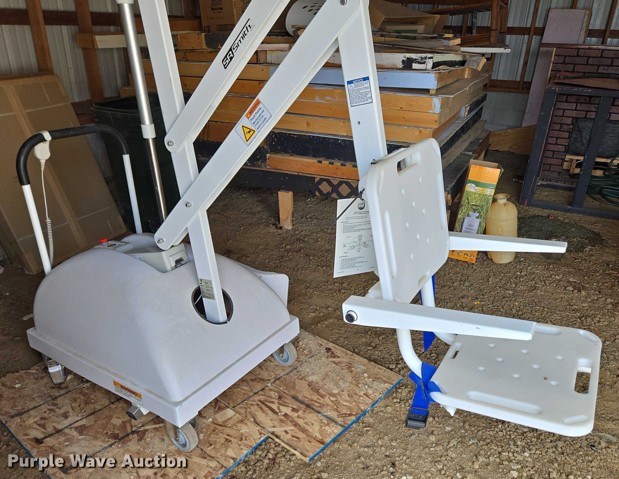 S.R. Smith PAL Portable Aquatic Lift 200-0005 handicap pool lift in ...