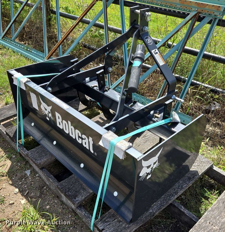 Bobcat Blade Box 48 box blade in Bryan, TX | Item EQ2603 sold | Purple Wave