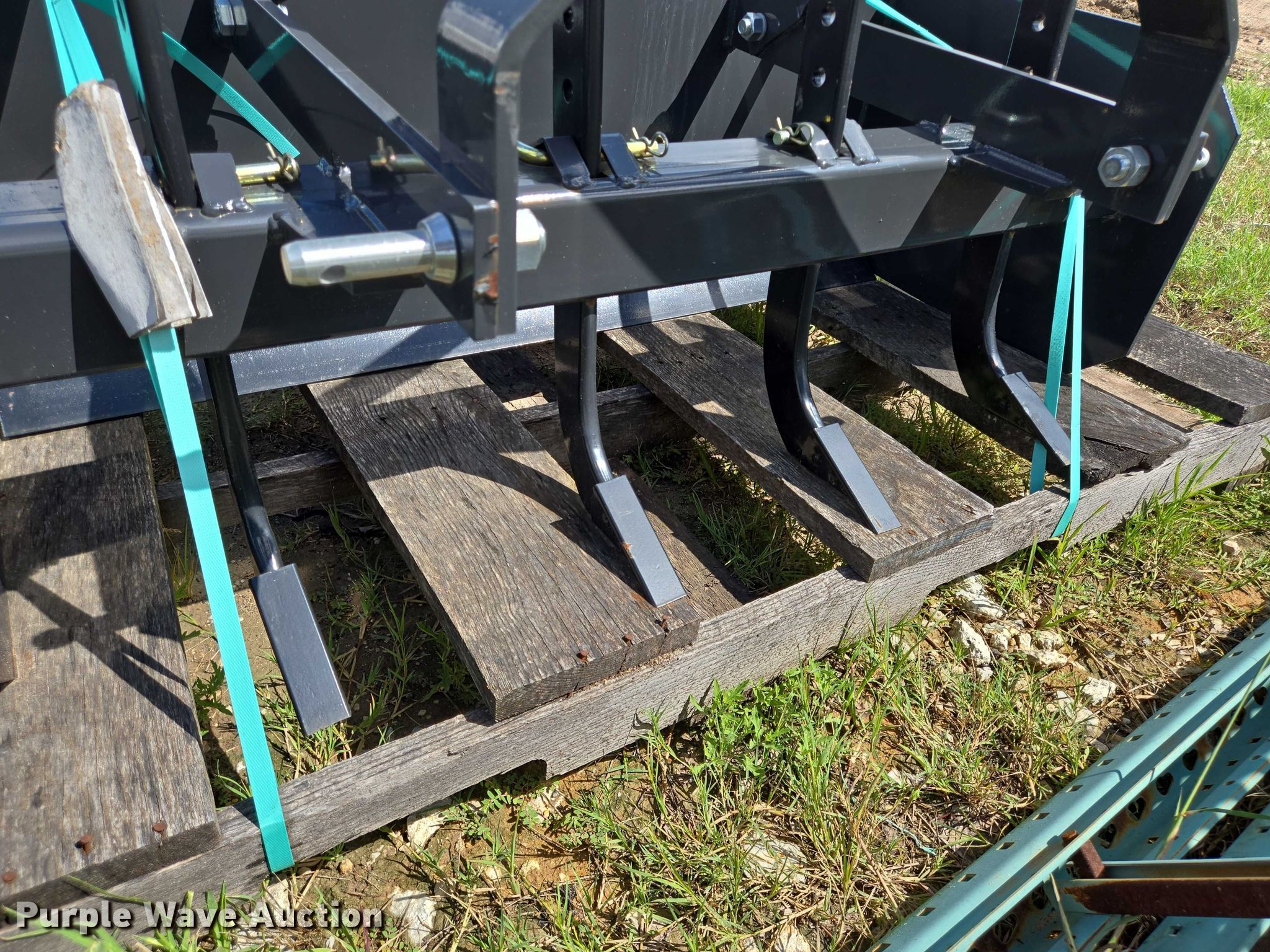 Bobcat Blade Box 48 box blade in Bryan, TX | Item EQ2603 sold | Purple Wave