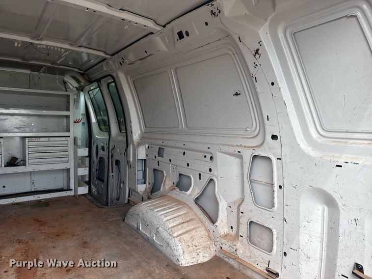 2005 Ford E250 van in Wellston, OK | Item DS3785 sold | Purple Wave