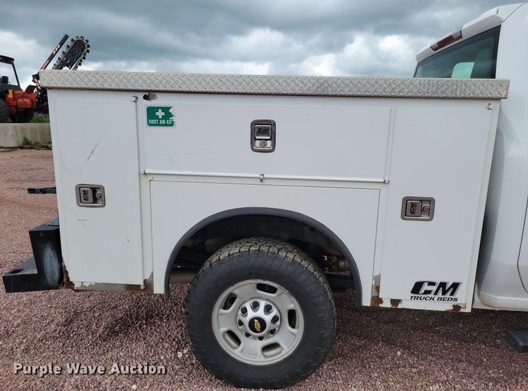 2020 Chevrolet Silverado 2500HD Double Cab utility bed pickup truck in ...