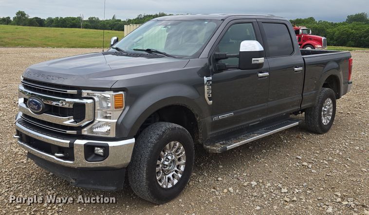 2020 Ford F250 Super Duty XLT Crew Cab pickup truck in Easton, KS ...