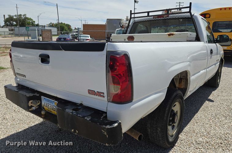 2000 GMC Sierra 2500 pickup truck in Wichita, KS | Item EN8217 sold ...