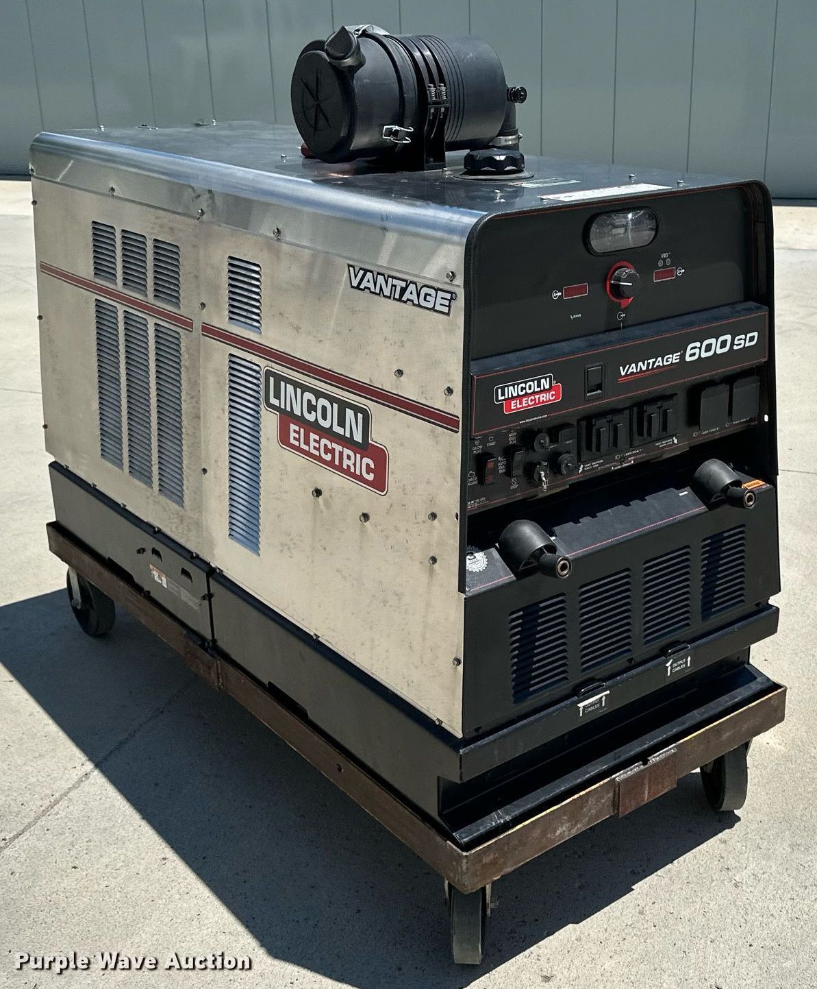 Lincoln Vantage 600 SD welder/generator in Topeka, KS | Item DF8591 ...