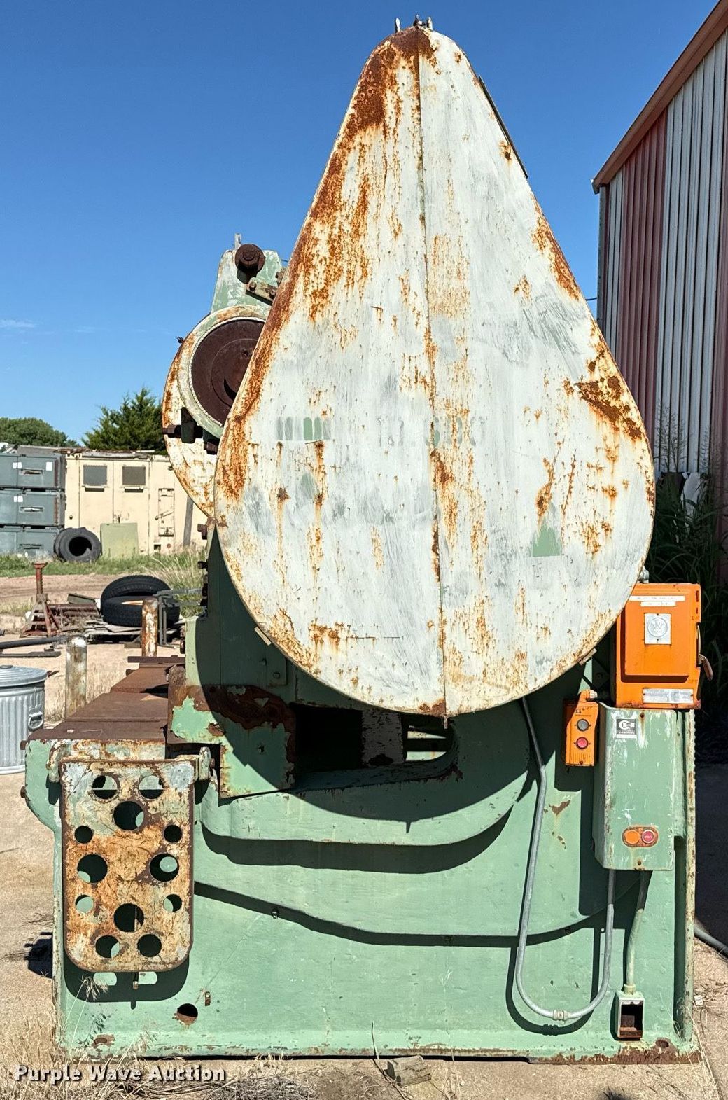 Bertsch & Company metal shear in Dodge City, KS | Item DZ8633 for sale ...
