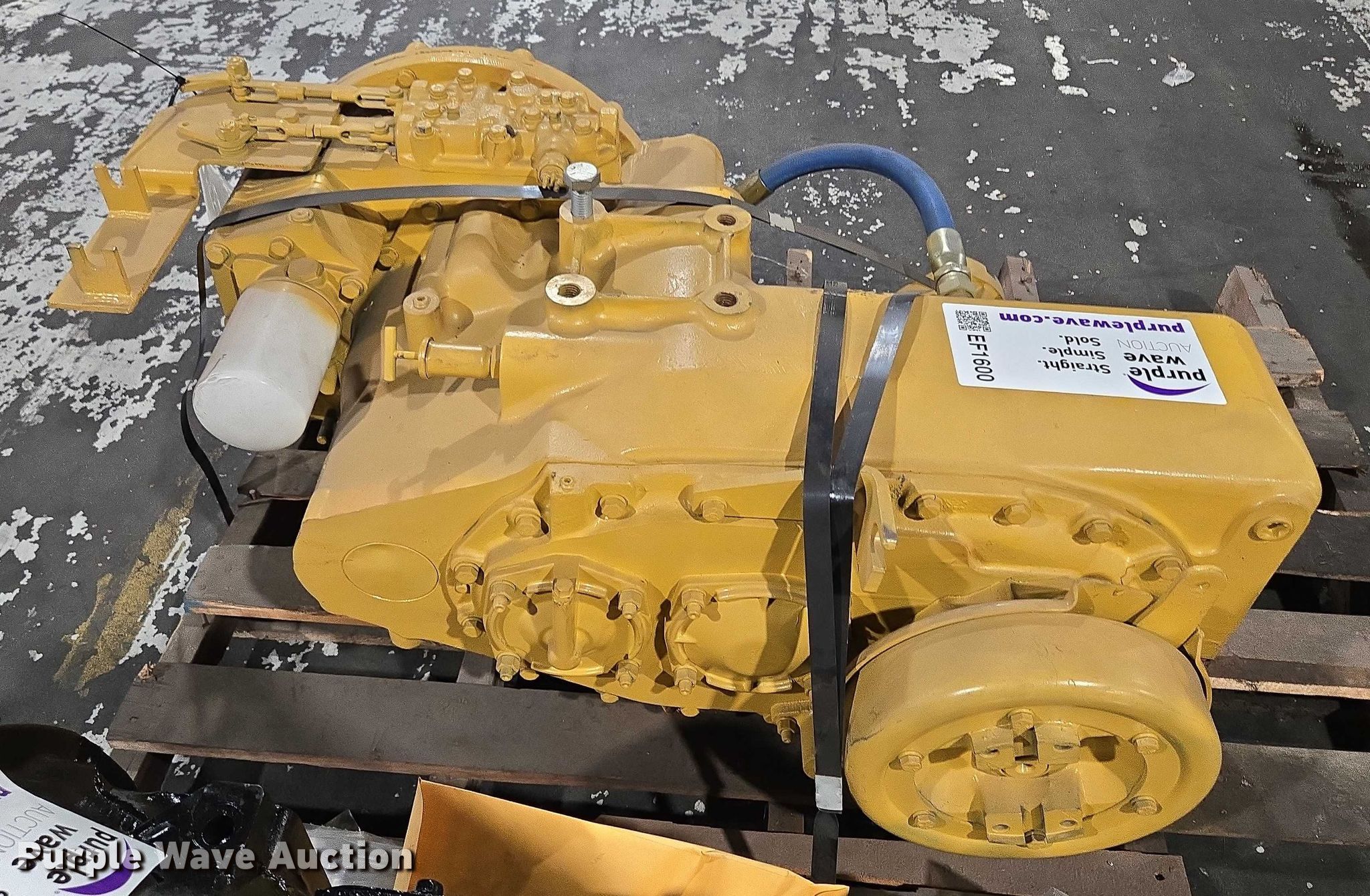 Clark S5 12 6MHR 18629-4 transmission in Liberty, MO | Item EF1600 sold ...