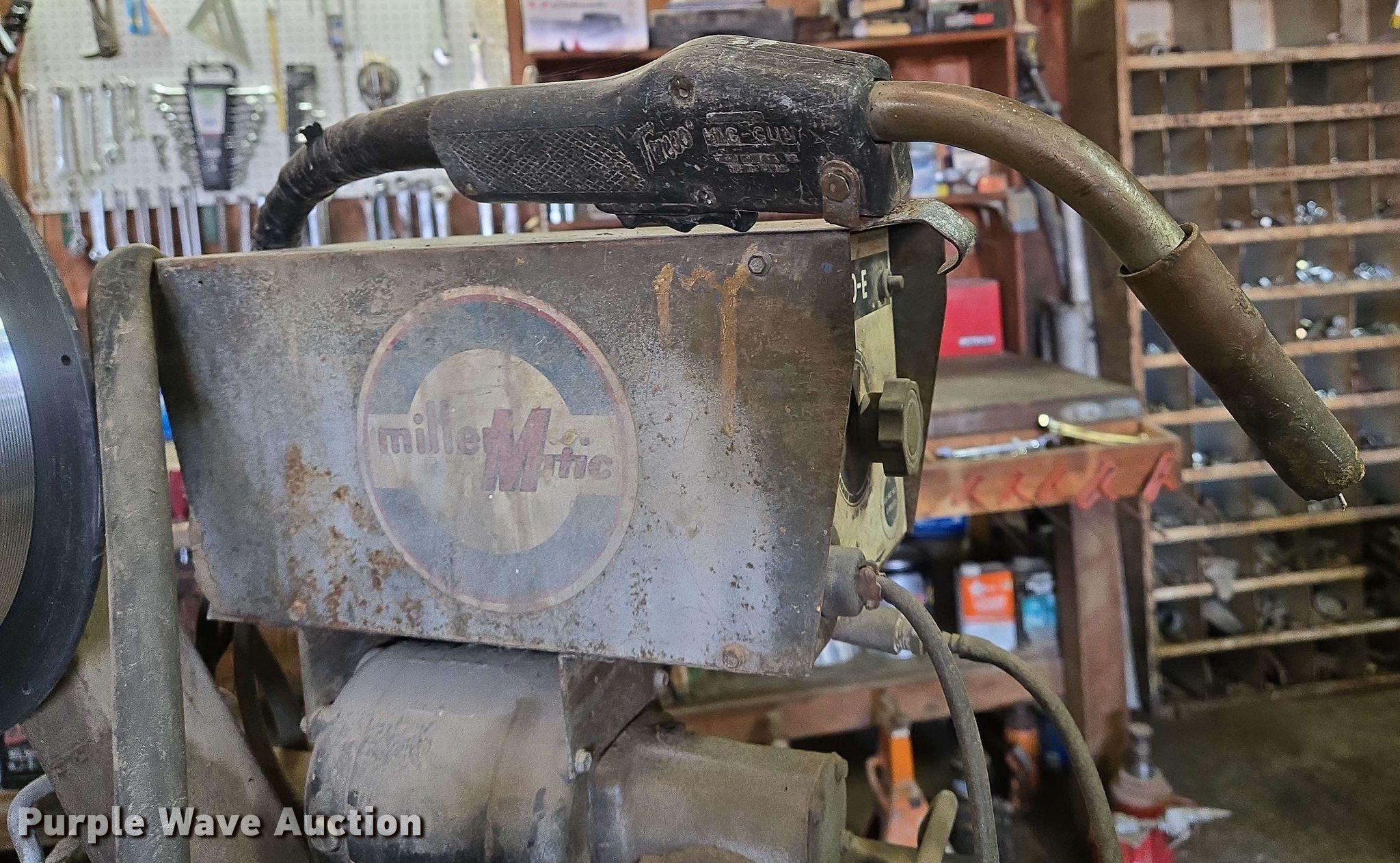 Miller SCP-200C welder in Sedan, KS | Item DM5469 sold | Purple Wave