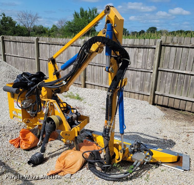 2017 Bomford Turner Robin 3.4 boom mower in Perry, IA | Item DX7178 ...