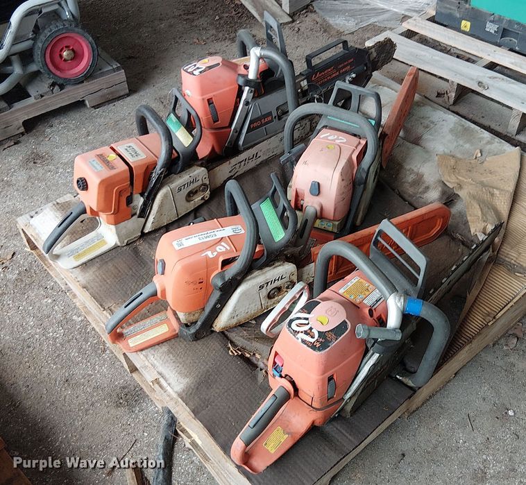 (5) Chainsaws in Tulsa, OK | Item EG8613 sold | Purple Wave