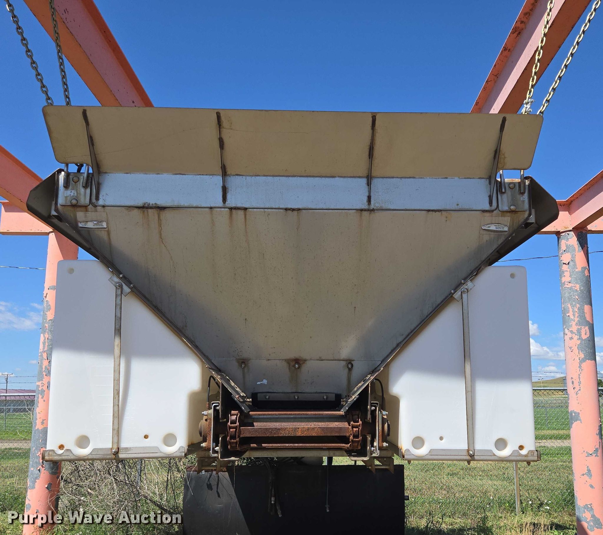 2016 Monroe Sander Combo Unit MCV-168-82-50 spreader in Philip, SD ...