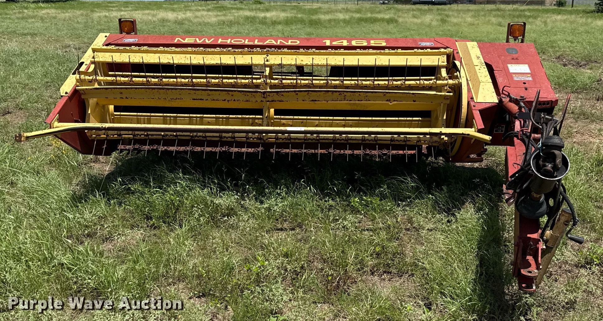 New Holland 1465 swather / windrower in Hico, TX | Item DX5650 sold ...