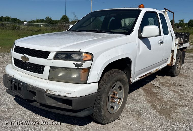 2011 Chevrolet Colorado Ext. Cab flatbed pickup truck in Collinsville ...