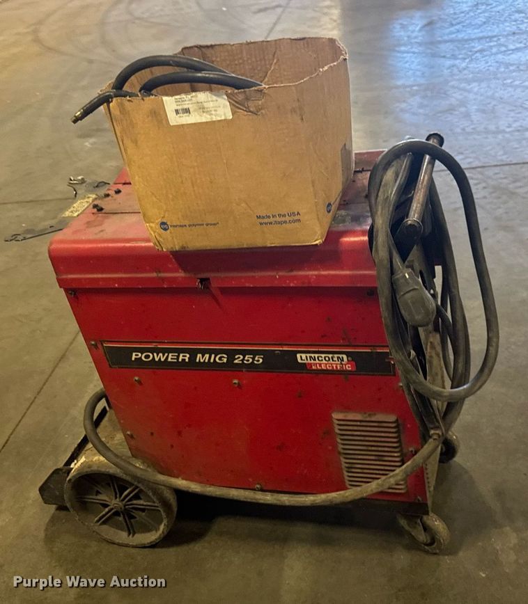 Lincoln Electric Power Mig 255 welder in Newton, KS | Item EM8014 sold ...