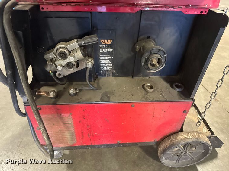 Lincoln Electric Power Mig 255 welder in Newton, KS | Item EM8014 sold ...