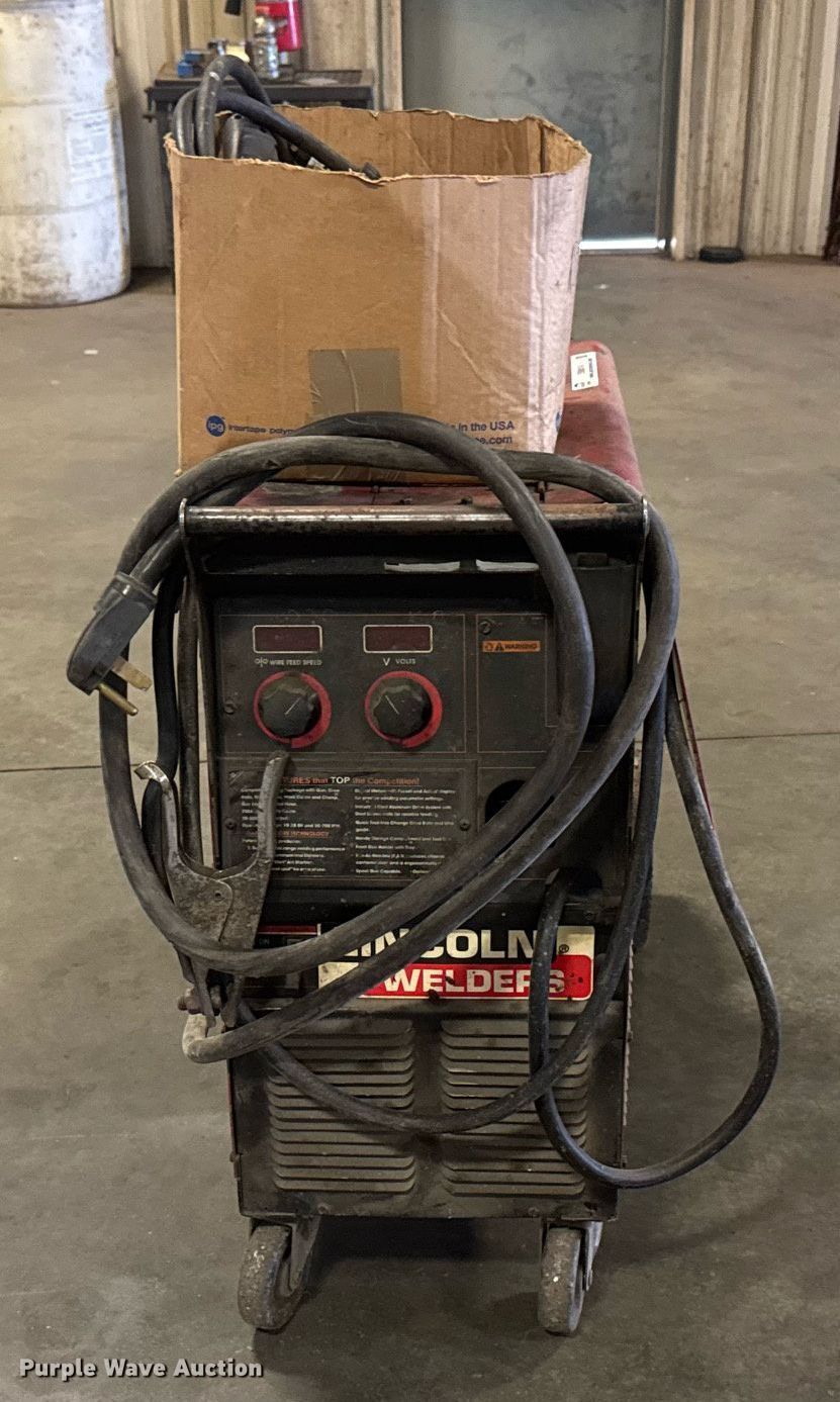 Lincoln Electric Power Mig 255 welder in Newton, KS | Item EM8014 sold ...