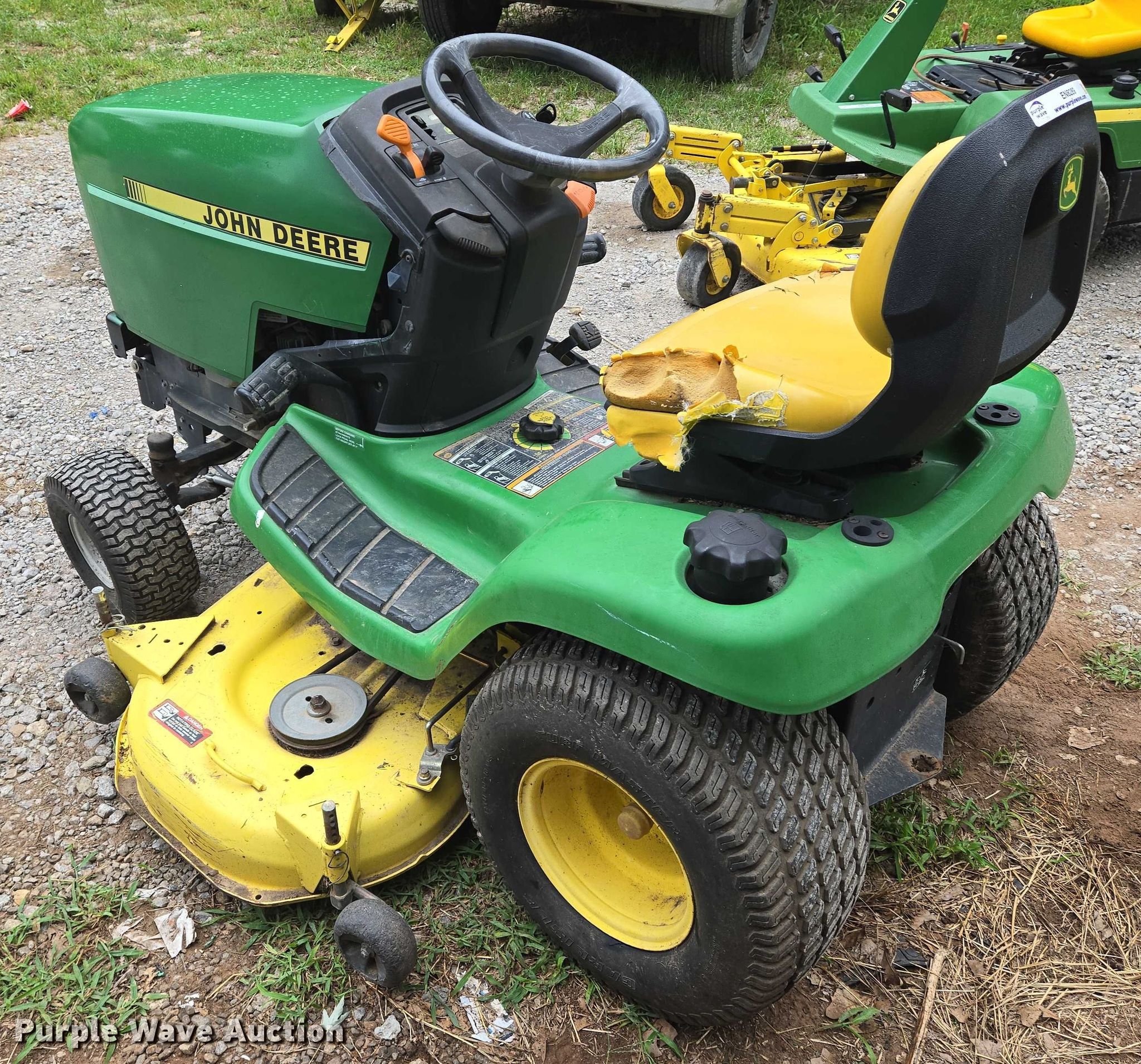 John Deere 340 lawn mower in Ponca City, OK | Item EN8289 sold | Purple ...