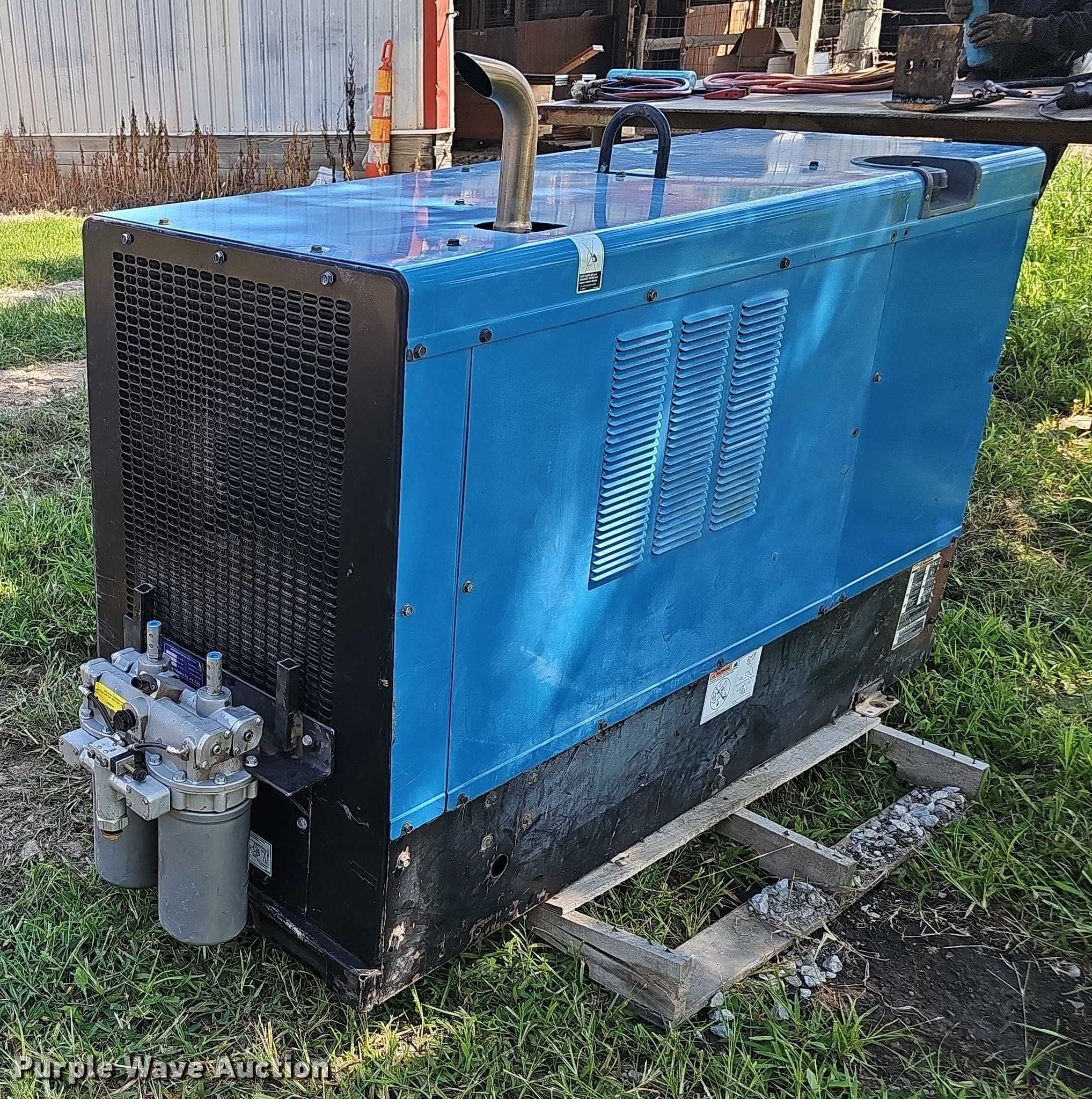 Miller Big Blue Air Pak Railroad Spec welder/generator in Red Oak, IA ...