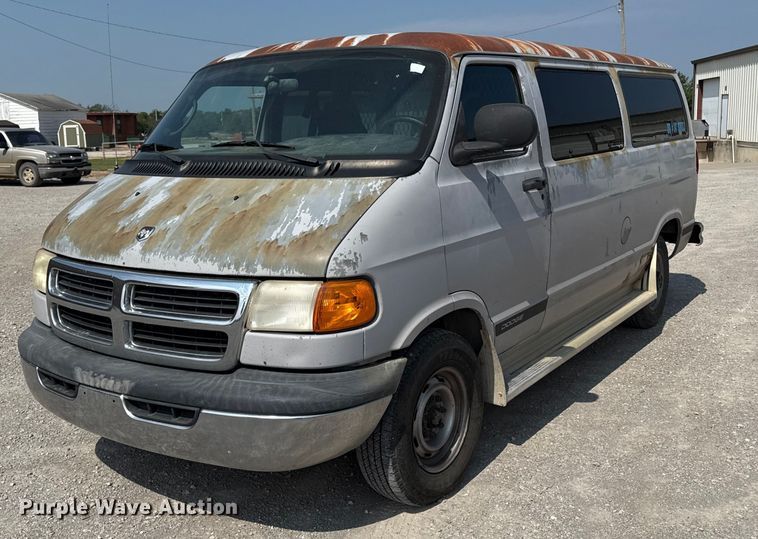 2001 Dodge Ram Wagon B2500 van in Cherokee, KS | Item ED4427 for sale ...