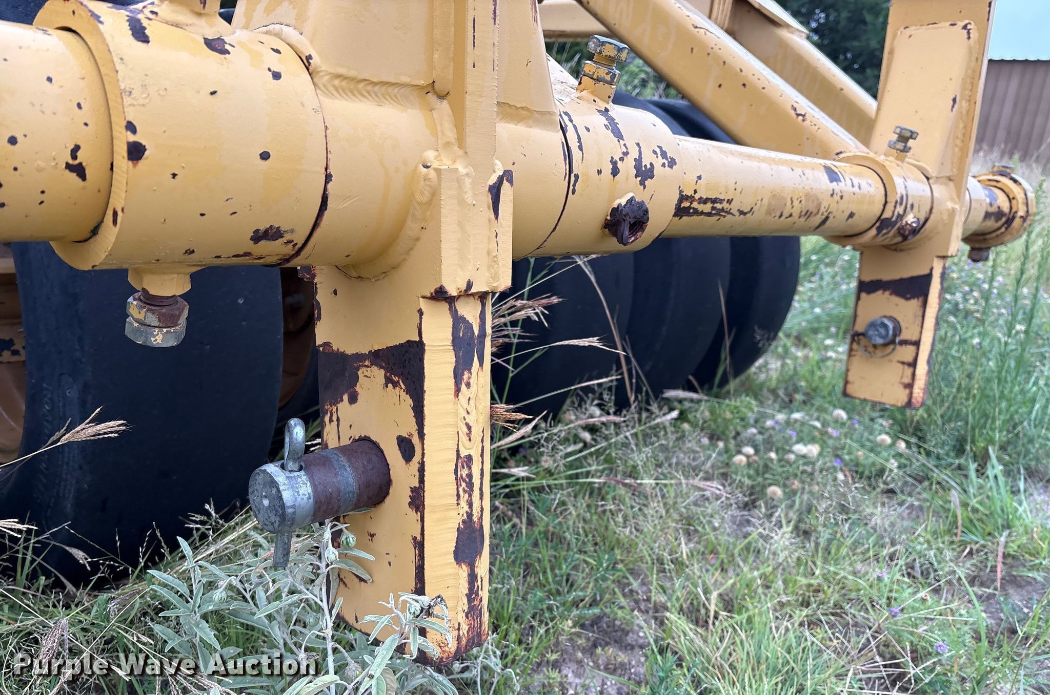 Doyle RIP 11 pneumatic roller in Panhandle, TX | Item ES7012 sold ...