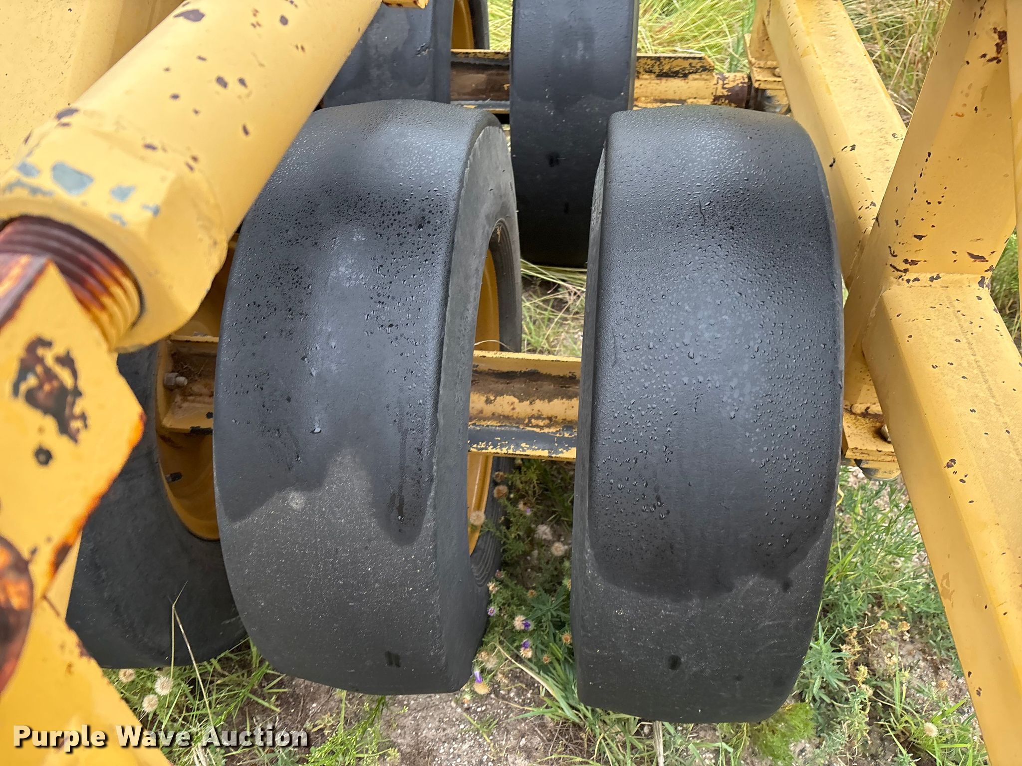 Doyle RIP 11 pneumatic roller in Panhandle, TX | Item ES7012 sold ...