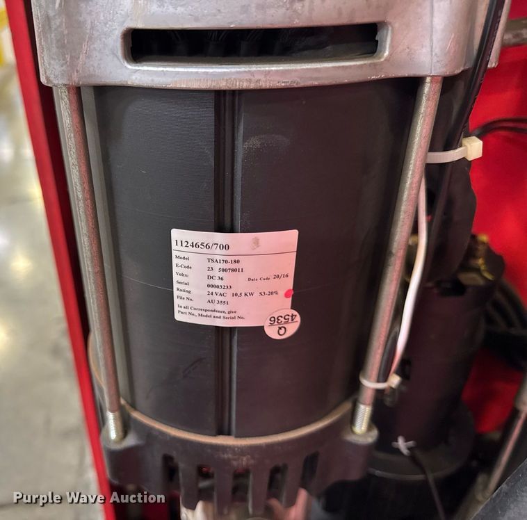 2016 Raymond 5600 order picker in Tinley Park, IL | Item DI9111 sold ...