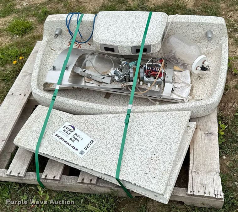 Sink in Centerville, IA | Item DV2700 for sale | Purple Wave