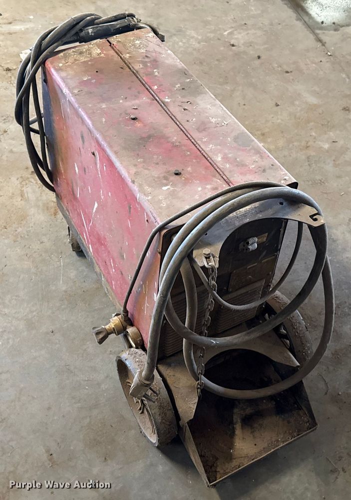 Lincoln Electric Wire-Matic 255 welder in Okemah, OK | Item EU2128 sold ...