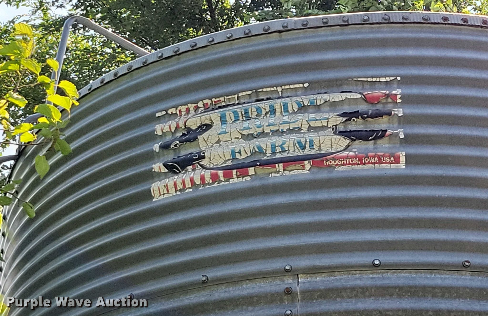 Grain silo in Perry, IA | Item DX7240 for sale | Purple Wave