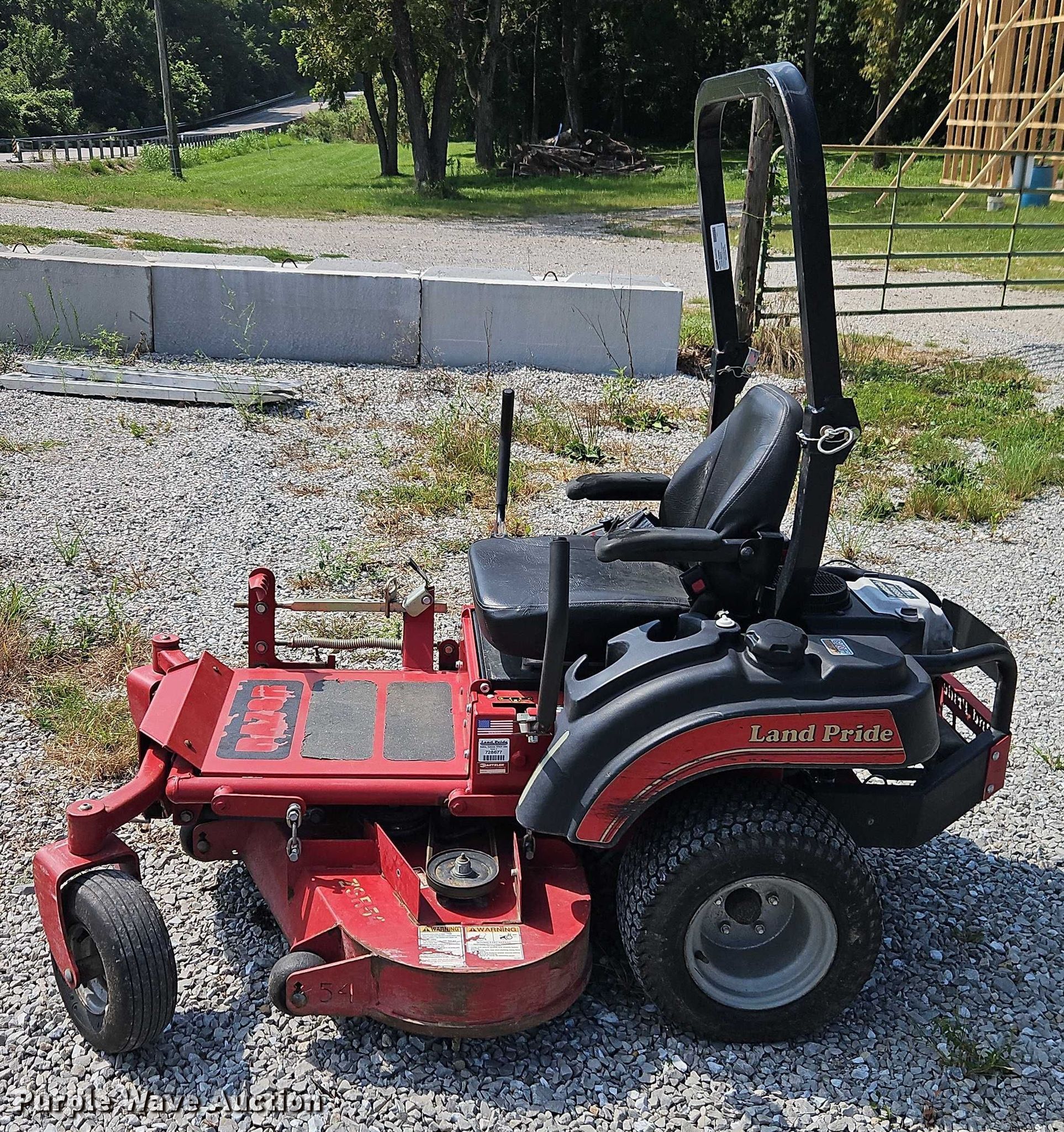 Land Pride ZSR Razor ZTR lawn mower in Warrensburg, MO | Item EO4630 ...