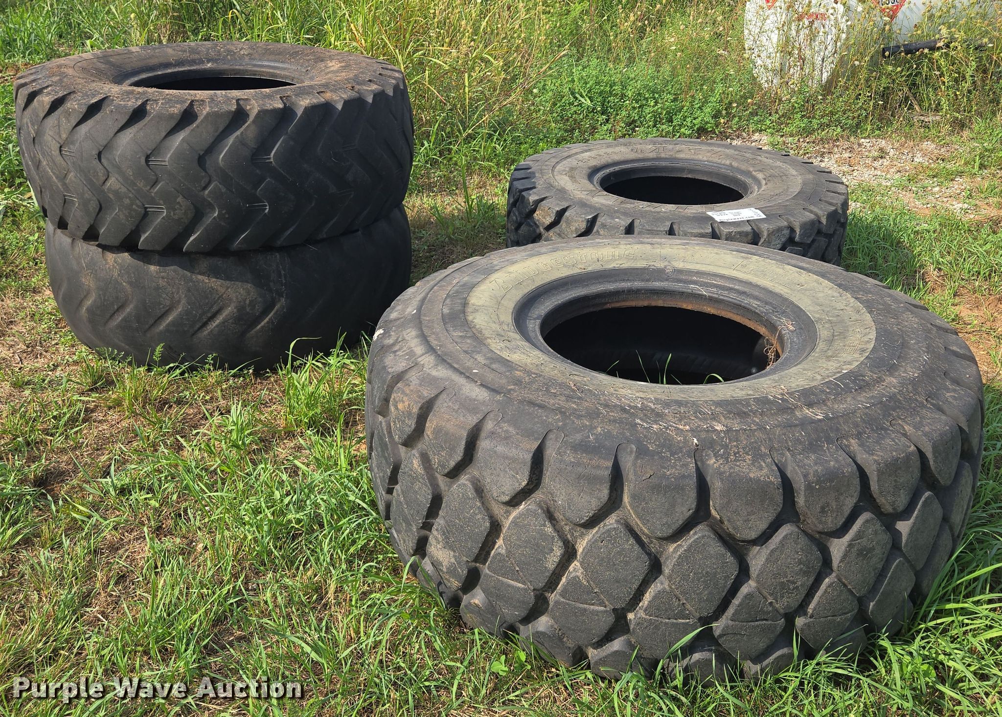 4-Tires in Linwood, KS | Item EF1960 sold | Purple Wave