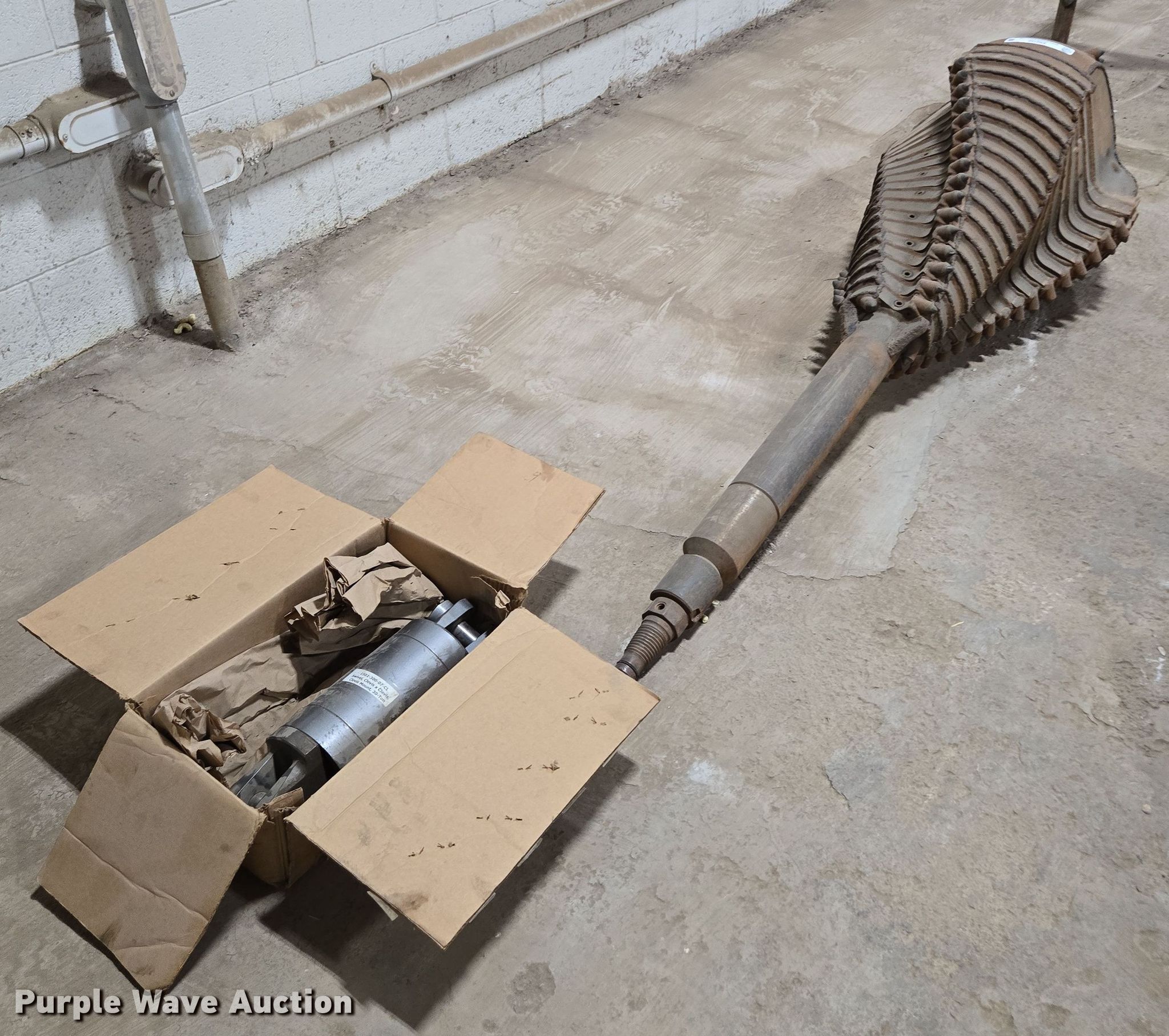 Backreamer in Springfield, MO | Item EN2102 sold | Purple Wave