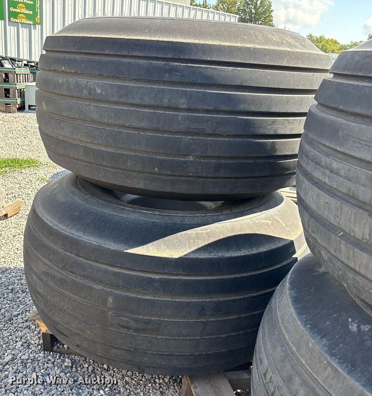 (6) 21.5L-16.1SL tires and wheels in Assaria, KS | Item DT3406 sold ...