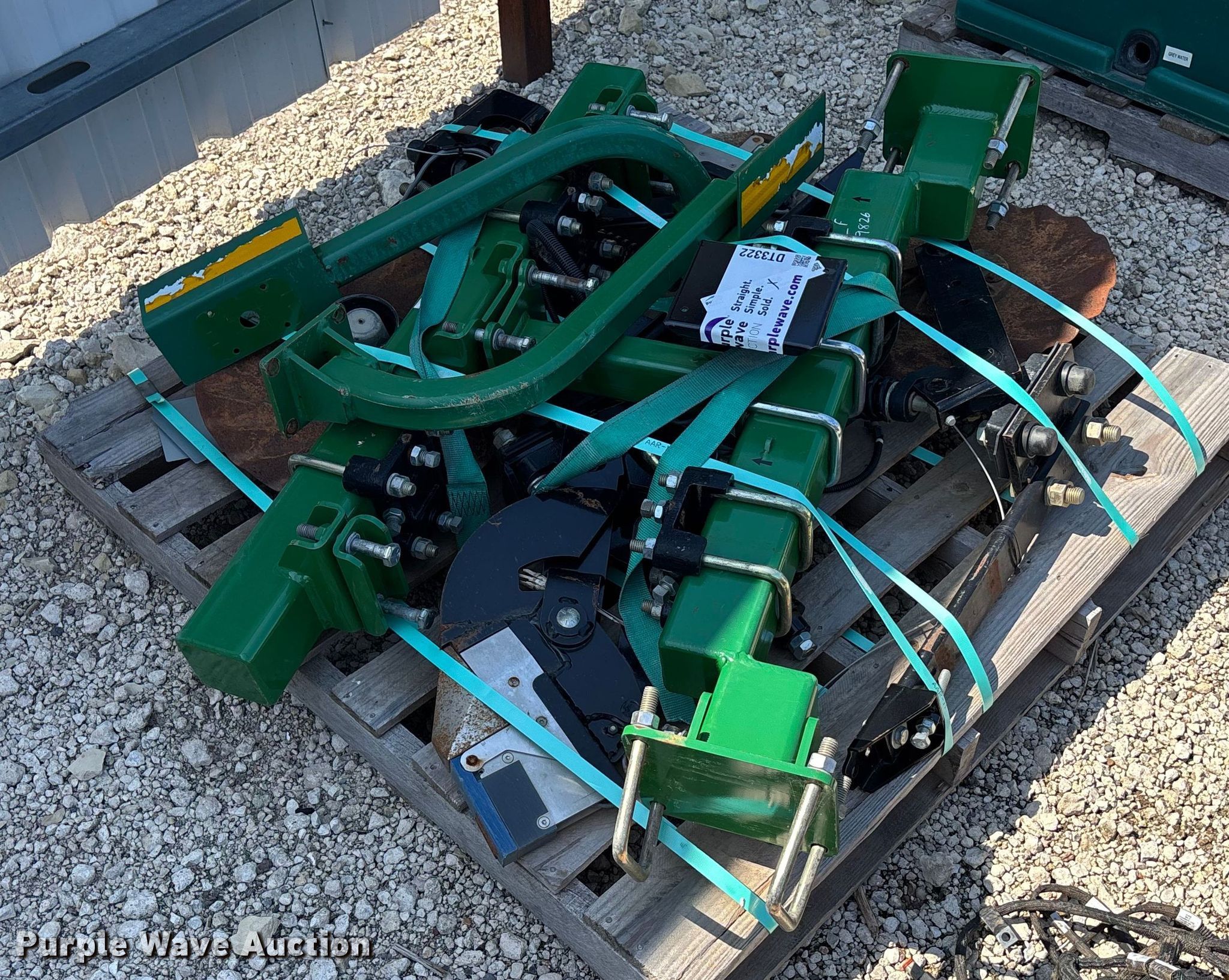 Planter row unit attachments in Assaria, KS | Item DT3322 sold | Purple ...