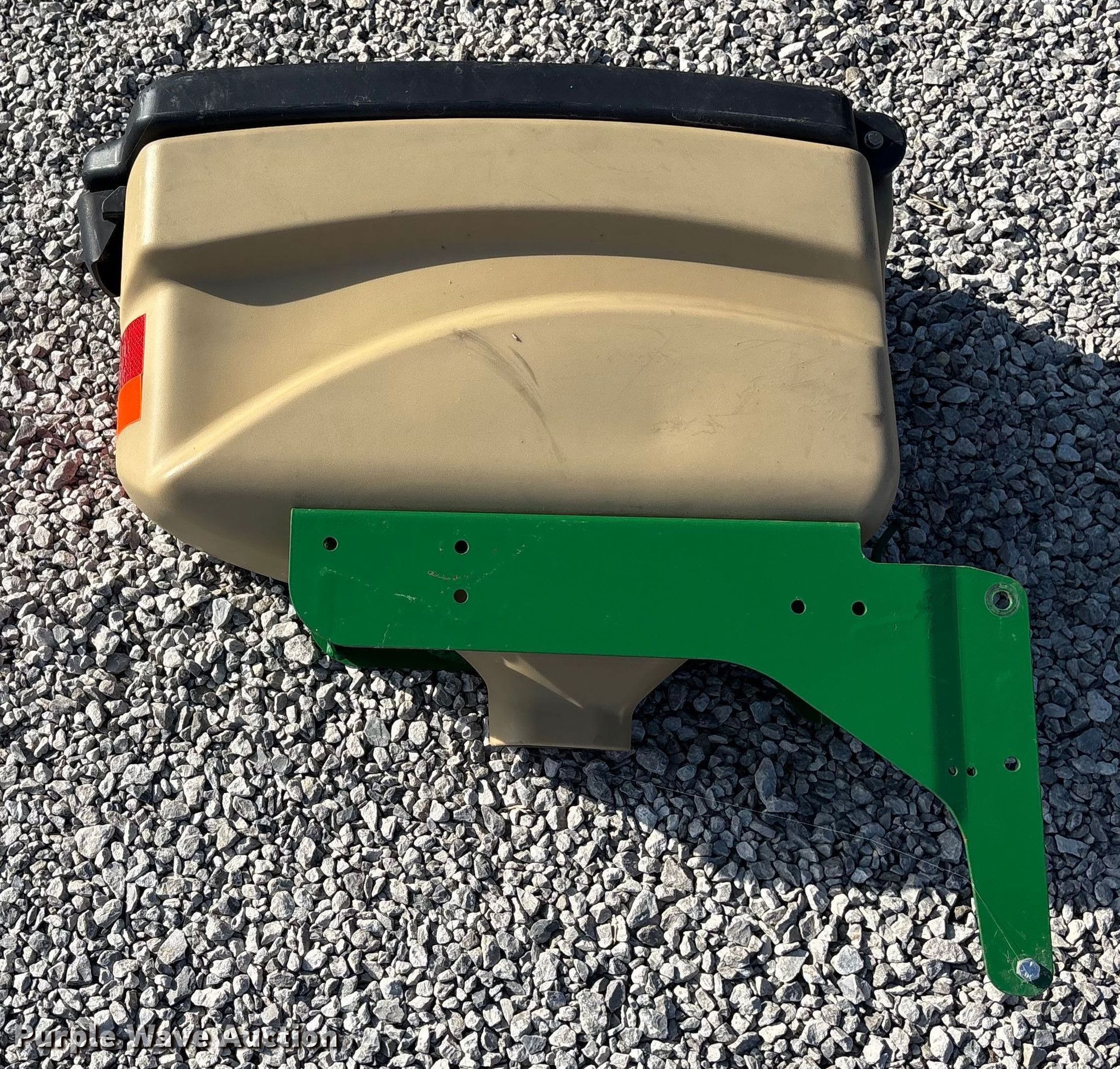 Seed hoppers in Assaria, KS | Item DT3380 sold | Purple Wave