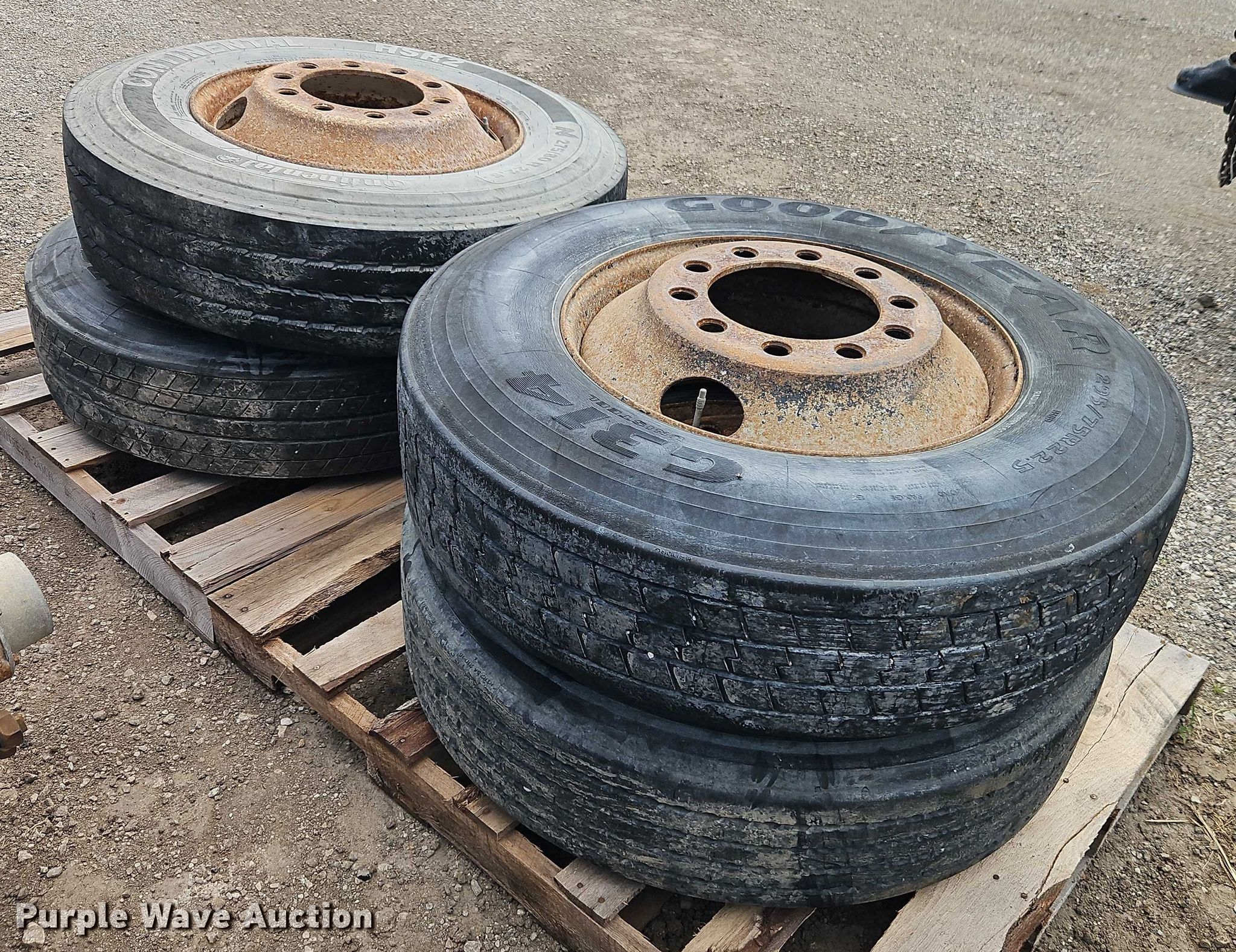 (4) tires and wheels in Raymore, MO | Item EB8258 sold | Purple Wave