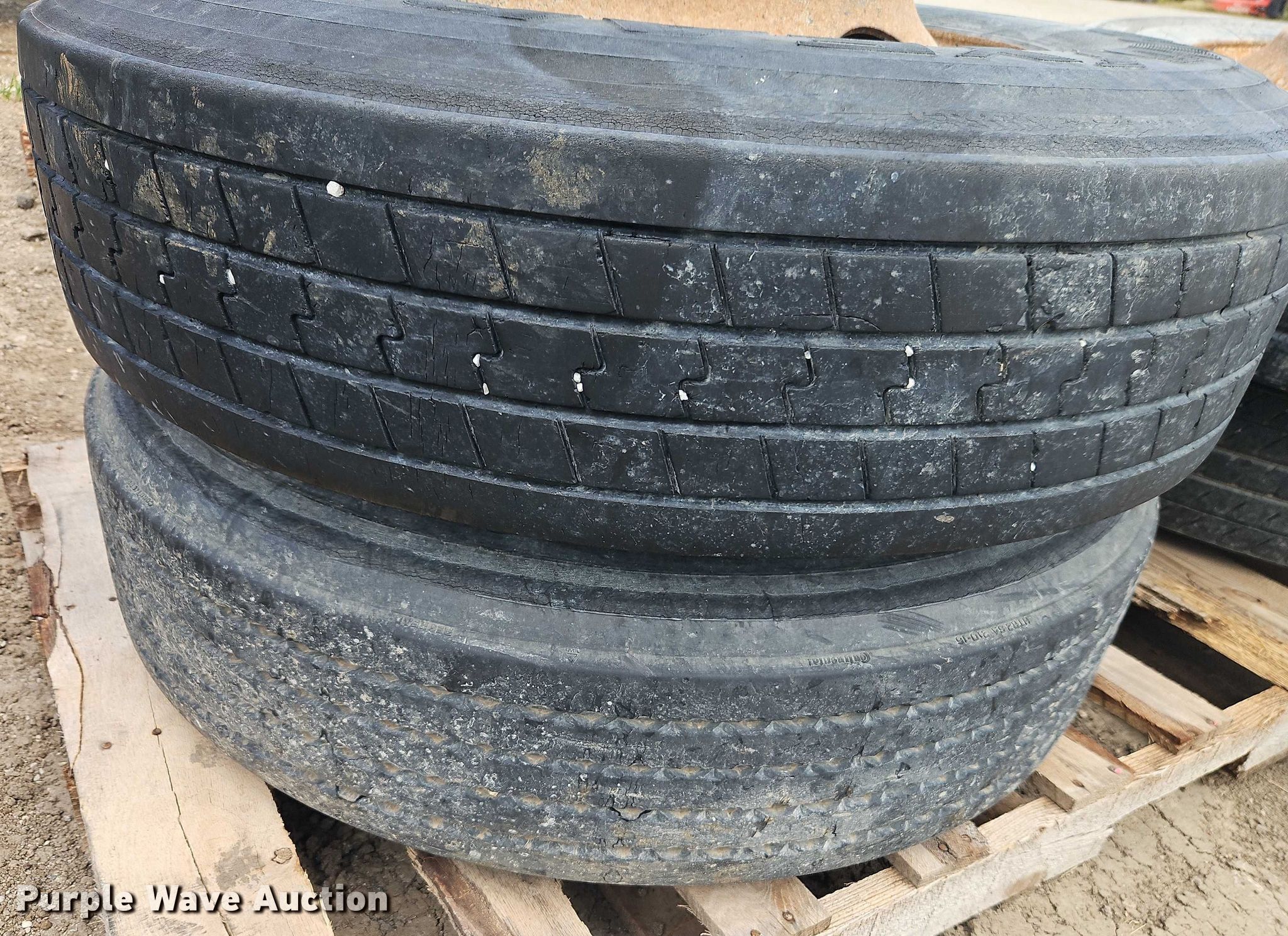 (4) tires and wheels in Raymore, MO | Item EB8258 sold | Purple Wave
