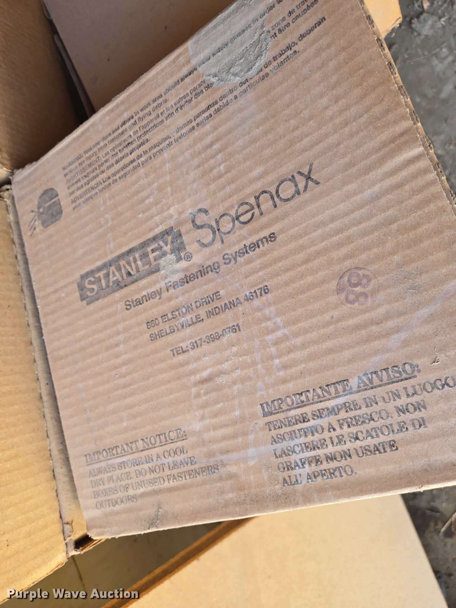 (32) boxes Stanley Spenax fence fasteners in Wichita, KS | Item EN8469 ...