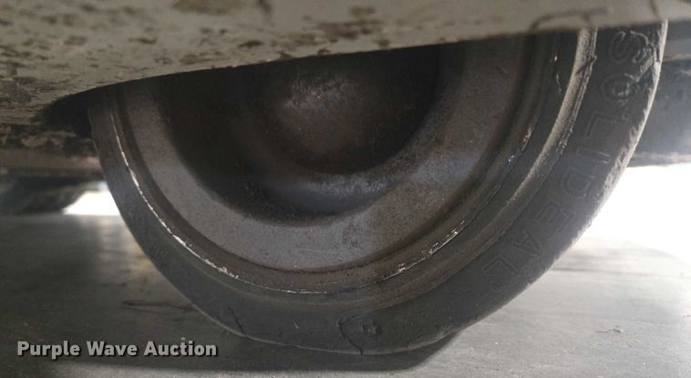 Crown RC5545-40 forklift in Schuyler, NE | Item EB1021 for sale ...