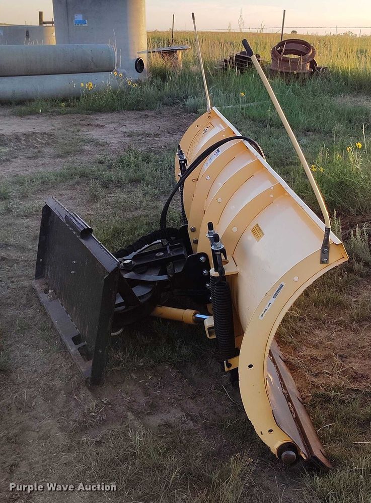 Meyer DAG-8.5 snow plow in Calhan, CO | Item IP9641 for sale | Purple Wave