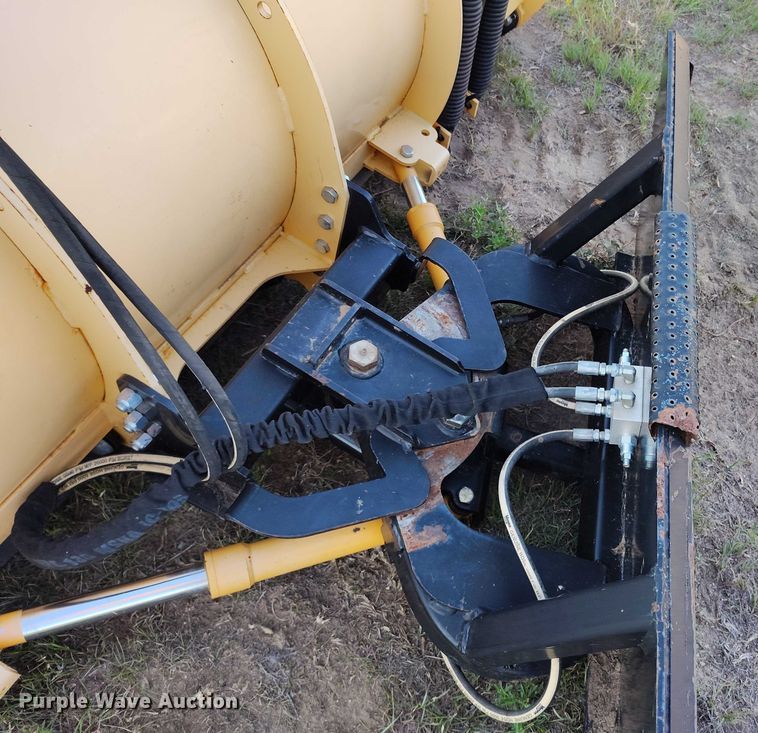 Meyer DAG-8.5 snow plow in Calhan, CO | Item IP9641 for sale | Purple Wave