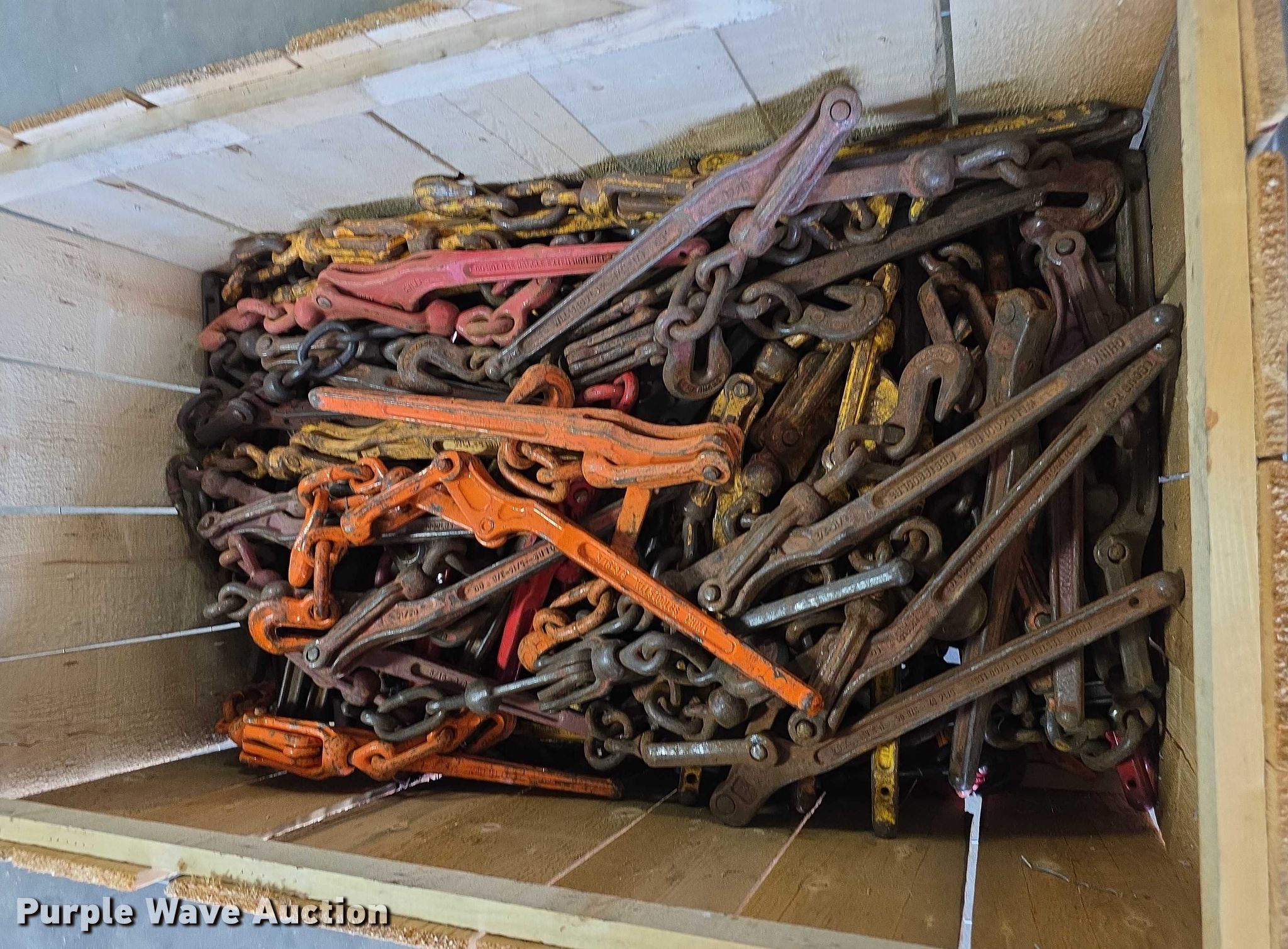 (100) load binders in Salina, KS | Item DZ6163 sold | Purple Wave