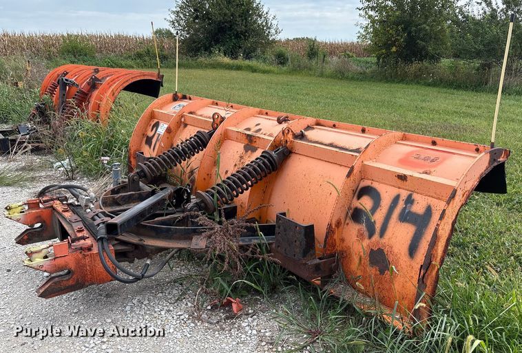 Monroe MP41R11-CT snow plow in Dallas Center, IA | Item ED1494 for sale ...