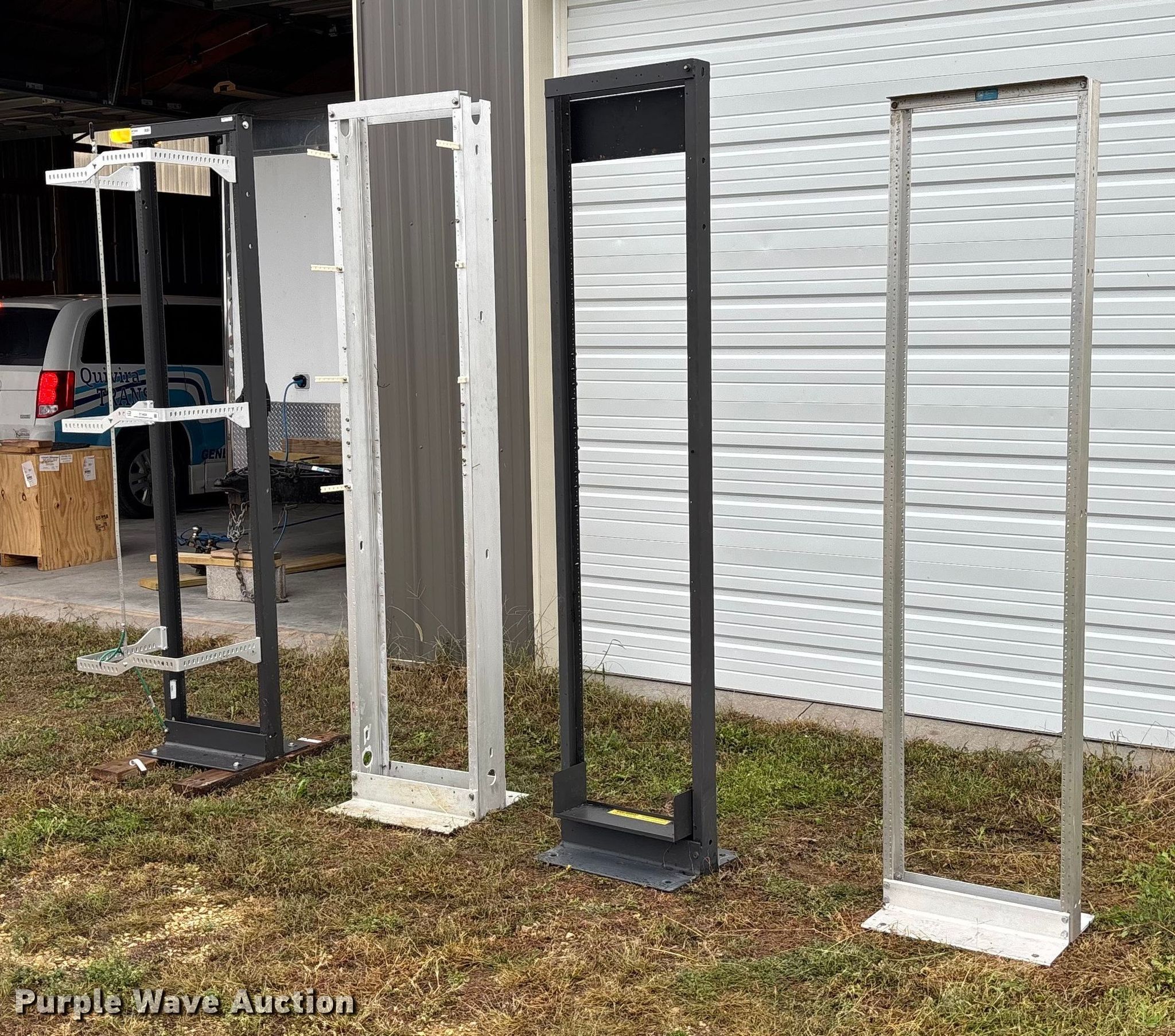 (4) server racks in Lyons, KS | Item ET4629 for sale | Purple Wave