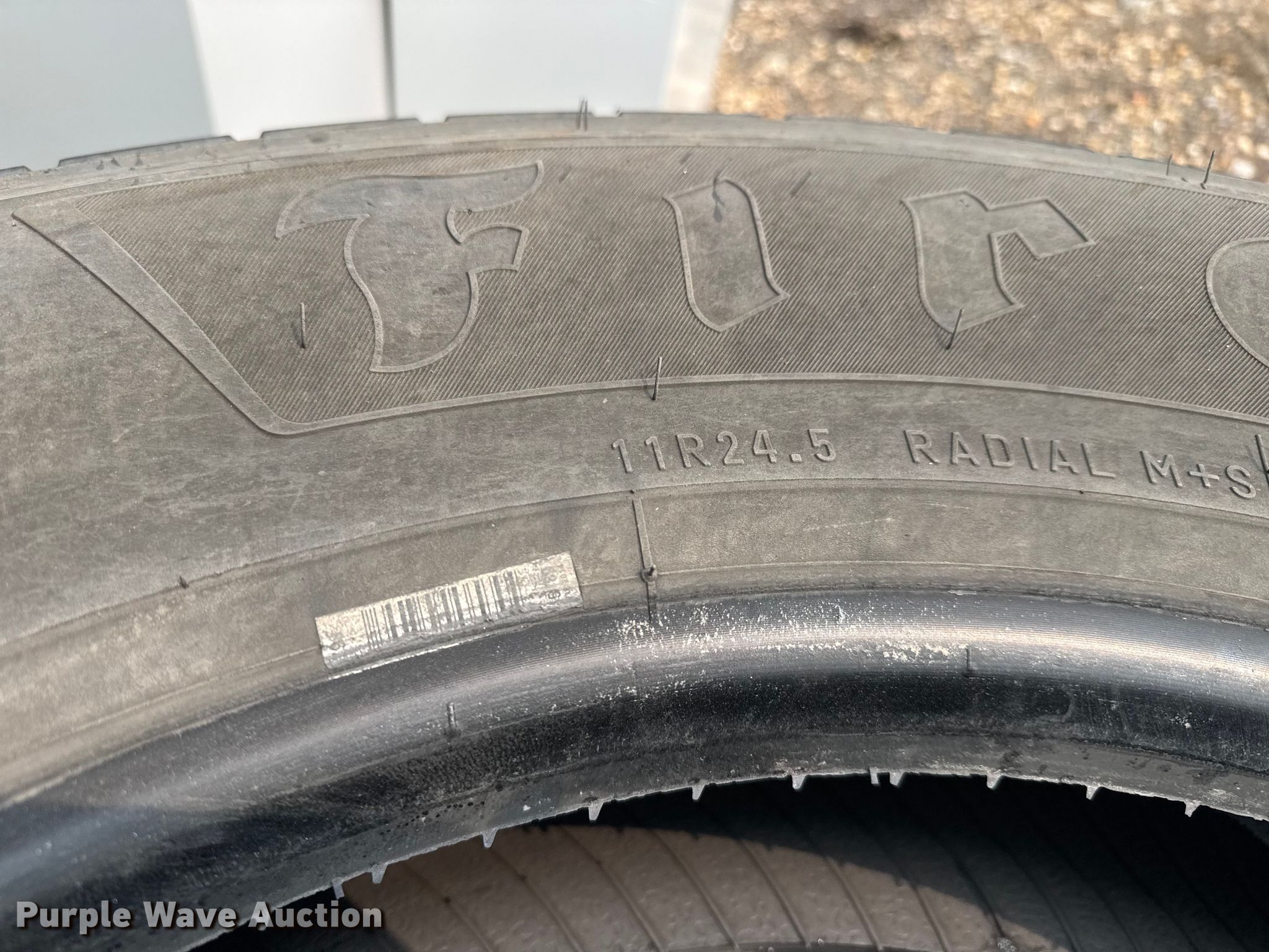 (7) Firestone FD691 11R24.5 tires in Wichita, KS | Item DU6840 for sale ...