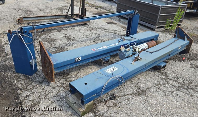 Rotary SPOA98 two post automotive lift in Topeka, KS | Item DE2219 sold ...