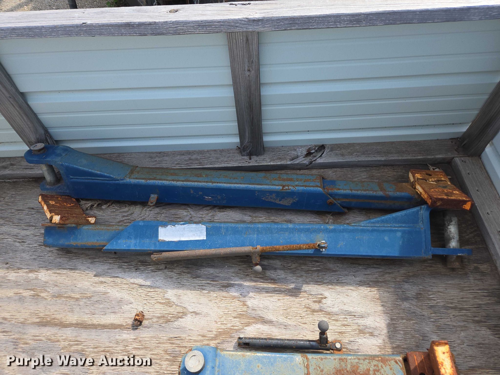 Rotary SPOA98 two post automotive lift in Topeka, KS | Item DE2219 sold ...