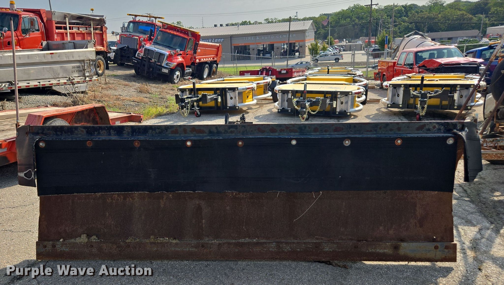 Flink snow plow in Topeka, KS | Item DE2226 for sale | Purple Wave