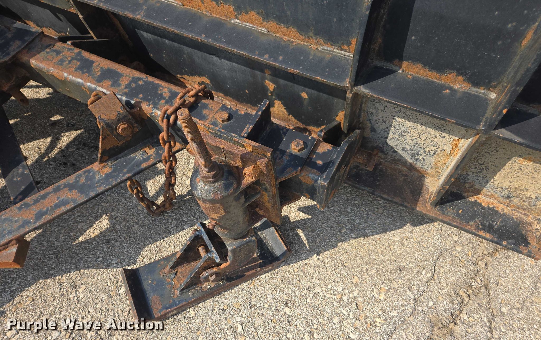 Flink snow plow in Topeka, KS | Item DE2226 for sale | Purple Wave