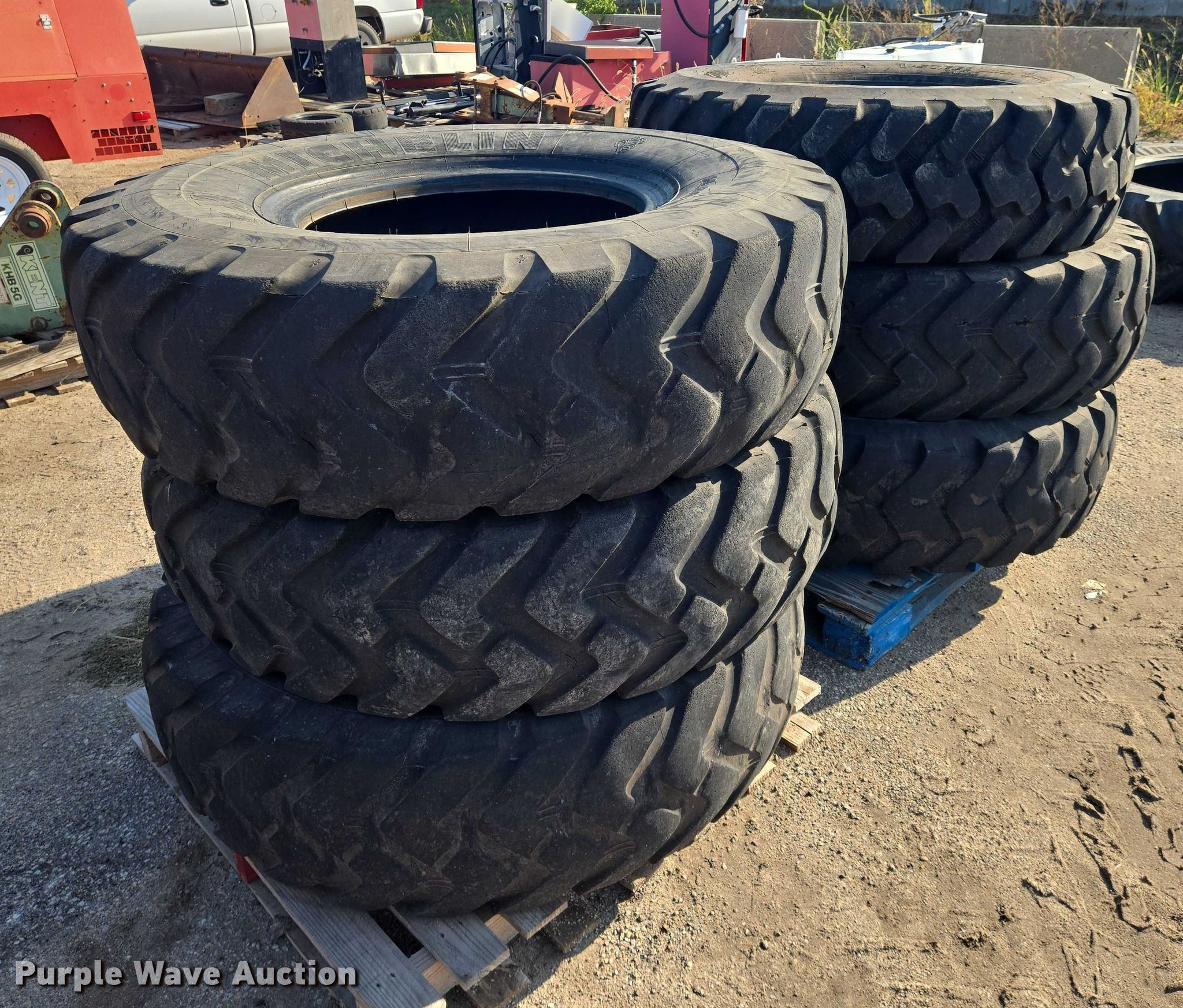 (6) 14.00R24 tires in Hutchinson, KS | Item EM8126 for sale | Purple Wave